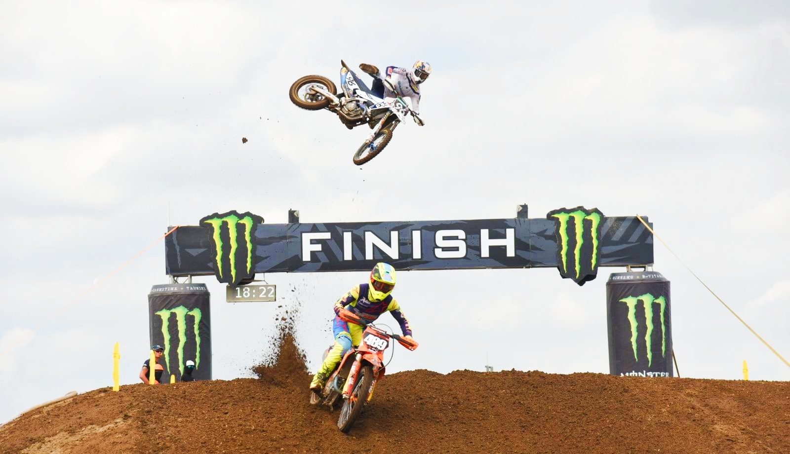 Tim Red Bull Sacha Coenen Berhasil Meraih Posisi Pertama Sesi MX2 Di ...